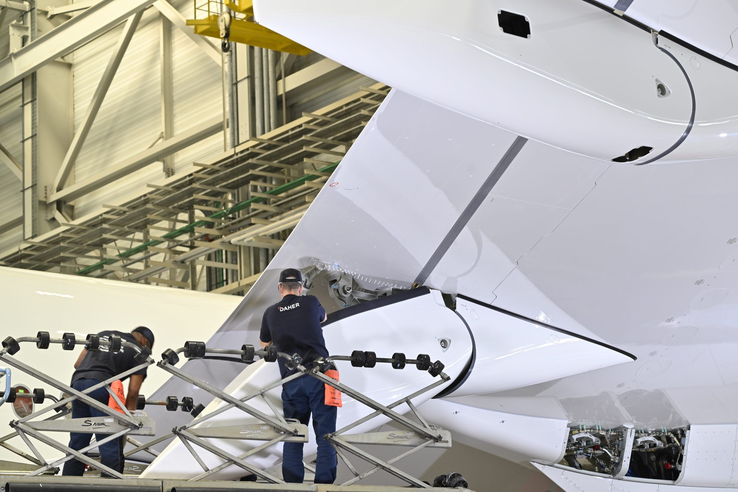 Daher strengthens its presence on Airbus’ A321 final assembly lines in ...